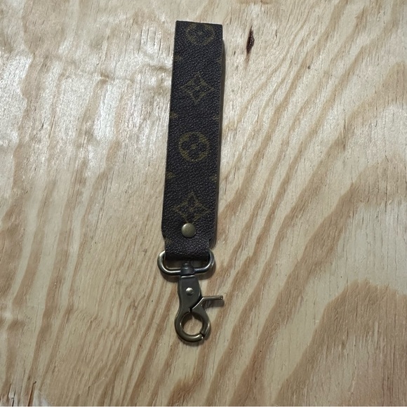 Upcycled | Accessories | Keep It Gypsy Upcycled Key Ring Inside Is A ...